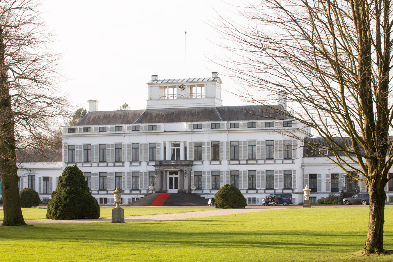 Het is erop of eronder voor Paleis Soestdijk: dit is alles wat je moet ...