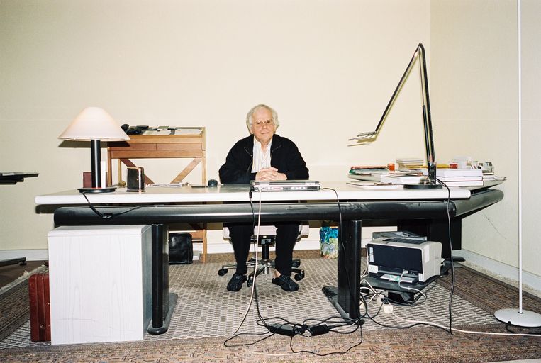 ‘De mensen zijn vergeten wat woorden zijn, wat taal is’: Pascal Mercier ...