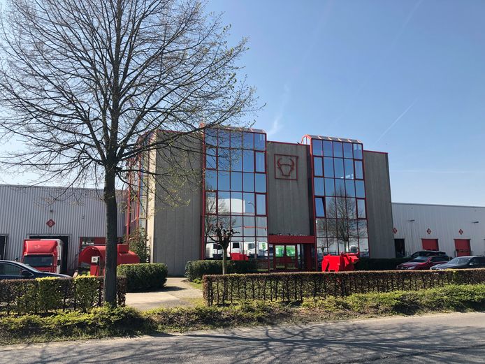 Pionier in industriezone Van Os verdwijnt na 43 jaar: “De gouden tijden ...