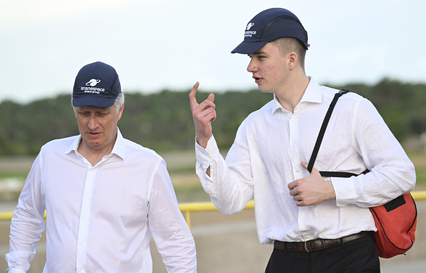 Koning Filip en prins Gabriël reisden er speciaal voor naar Frans-Guyana, maar onzeker of ...