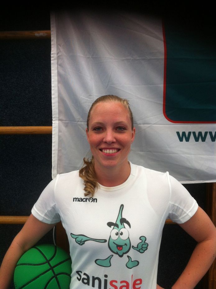 Basketbalster Francis Donders Wit-Russisch kampioen | Sport regio | ed.nl