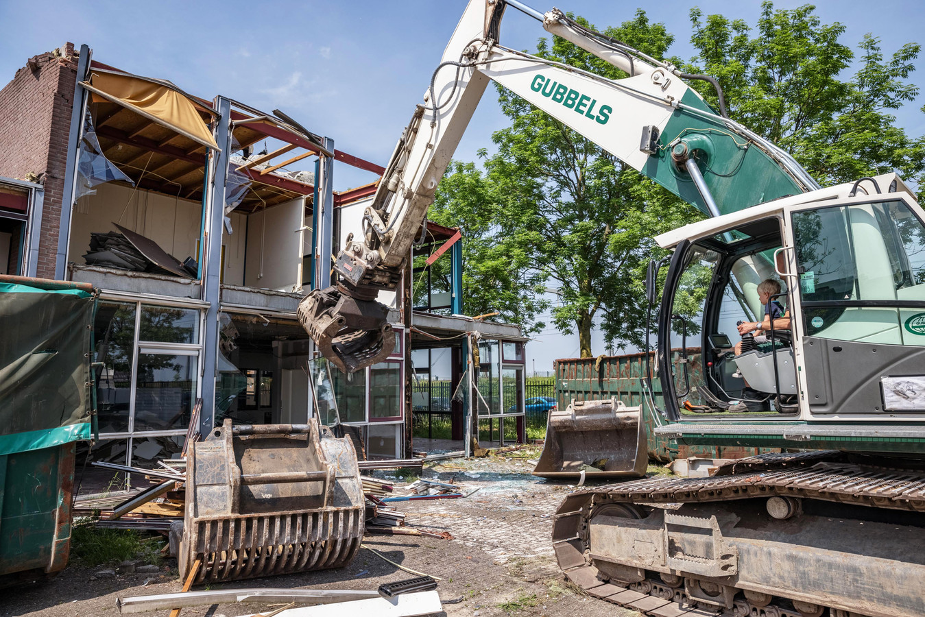 Breda maakt korte metten met oude daklozenopvang: ‘Geweldig, weg met ... Breda maakt korte metten met oude daklozenopvang: ‘Geweldig, weg met ...