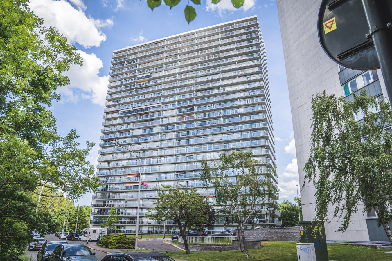 BIJZONDER WONEN. Nincy en Jonas wonen op de bovenste verdieping van het ...