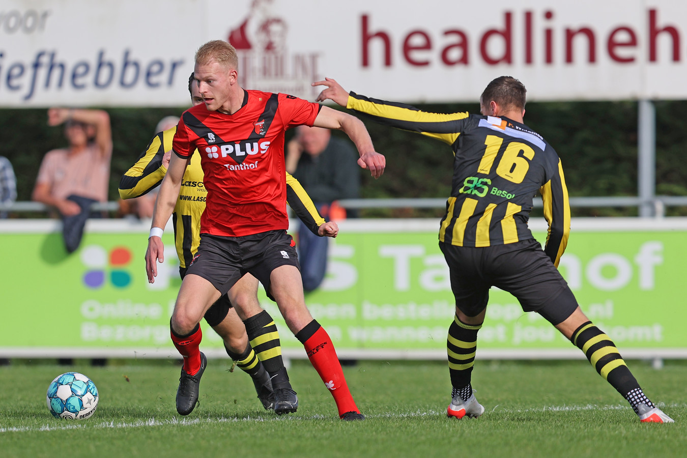 Lex Immers belangrijk in verhit duel en RKAVV ruikt periodetitel: lees ...