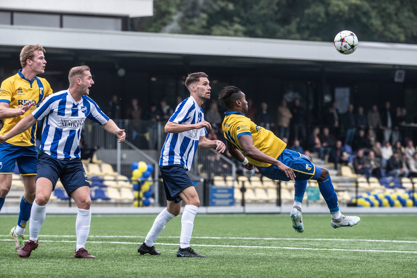 DZC’68 weert zich kranig, maar ligt uit beker; Viod naar achtste finale ... DZC’68 weert zich kranig, maar ligt uit beker; Viod naar achtste finale ...