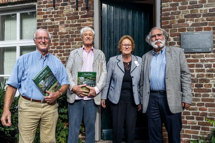 Geschiedenis van het Nuenense Weefhuis in boek vastgelegd | Geldrop ...