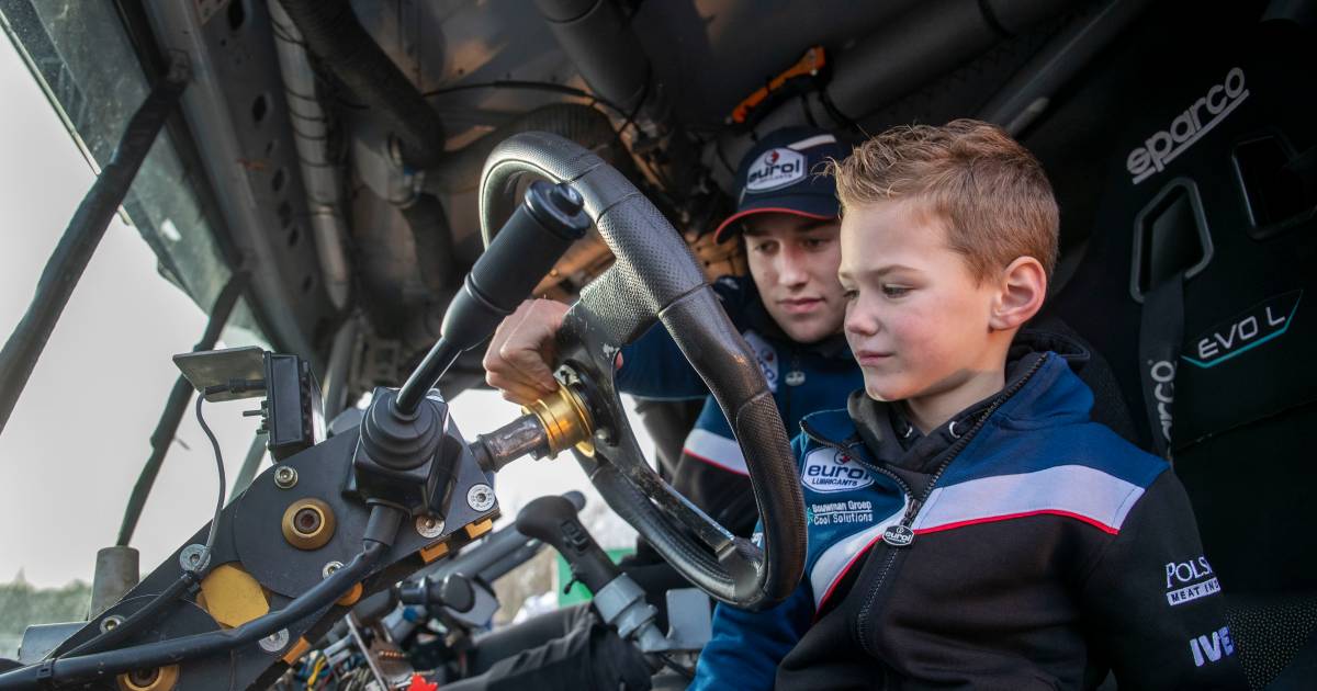 Fandag bij Team Van den Brink in Harskamp: ‘Nu dan maar het podium ...