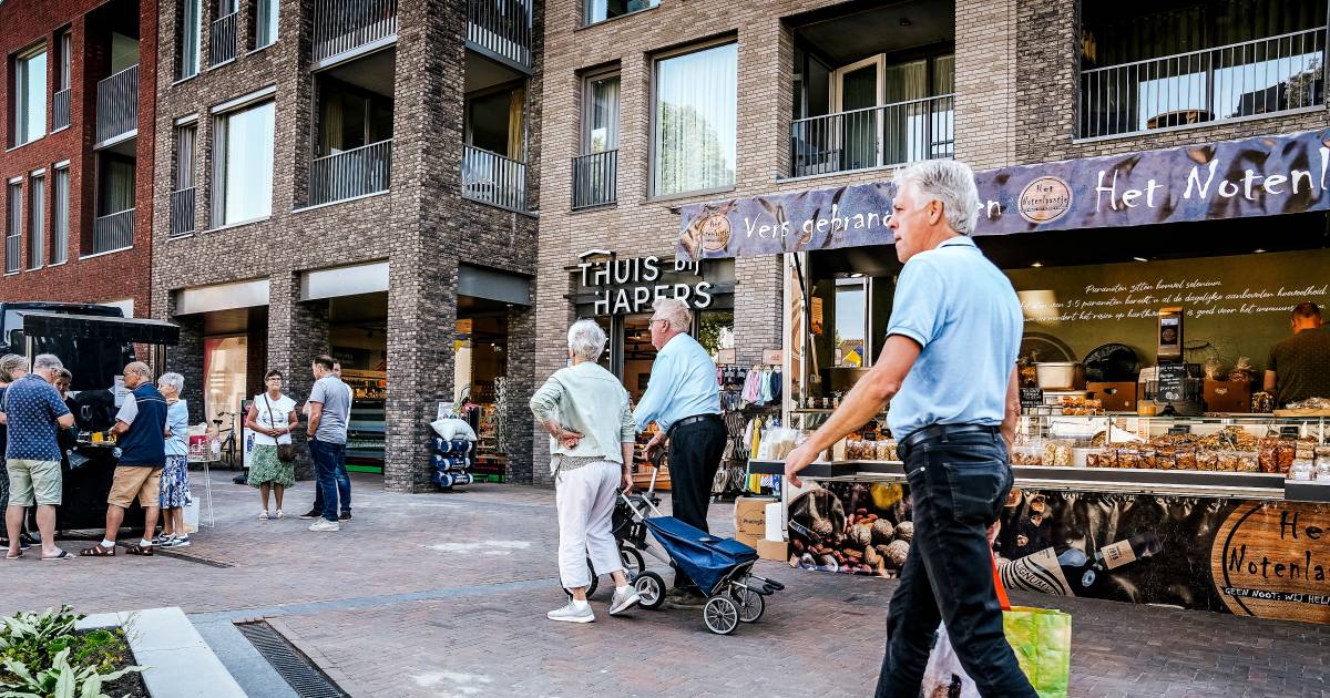 Weekmarkt terug in het centrum van Gilze: ‘Een mooie plek en echt een ...