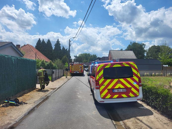 Uitslaande brand in woning in Hever: geen gewonden, maar aanzienlijke ...