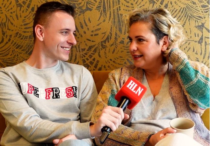 Caroline Maes verklapt hoe zogezegde opnames in de Ardennen verlopen ...