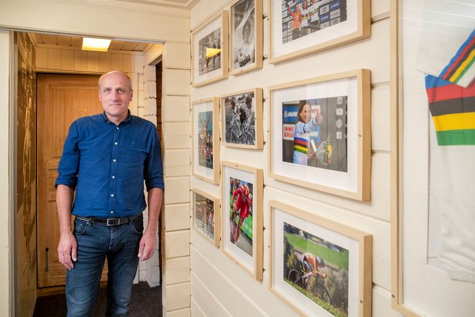 Ronald Draaijer eert oude helden van wielervereniging Ede met plek aan ‘wall of fame’: ‘Trots ...