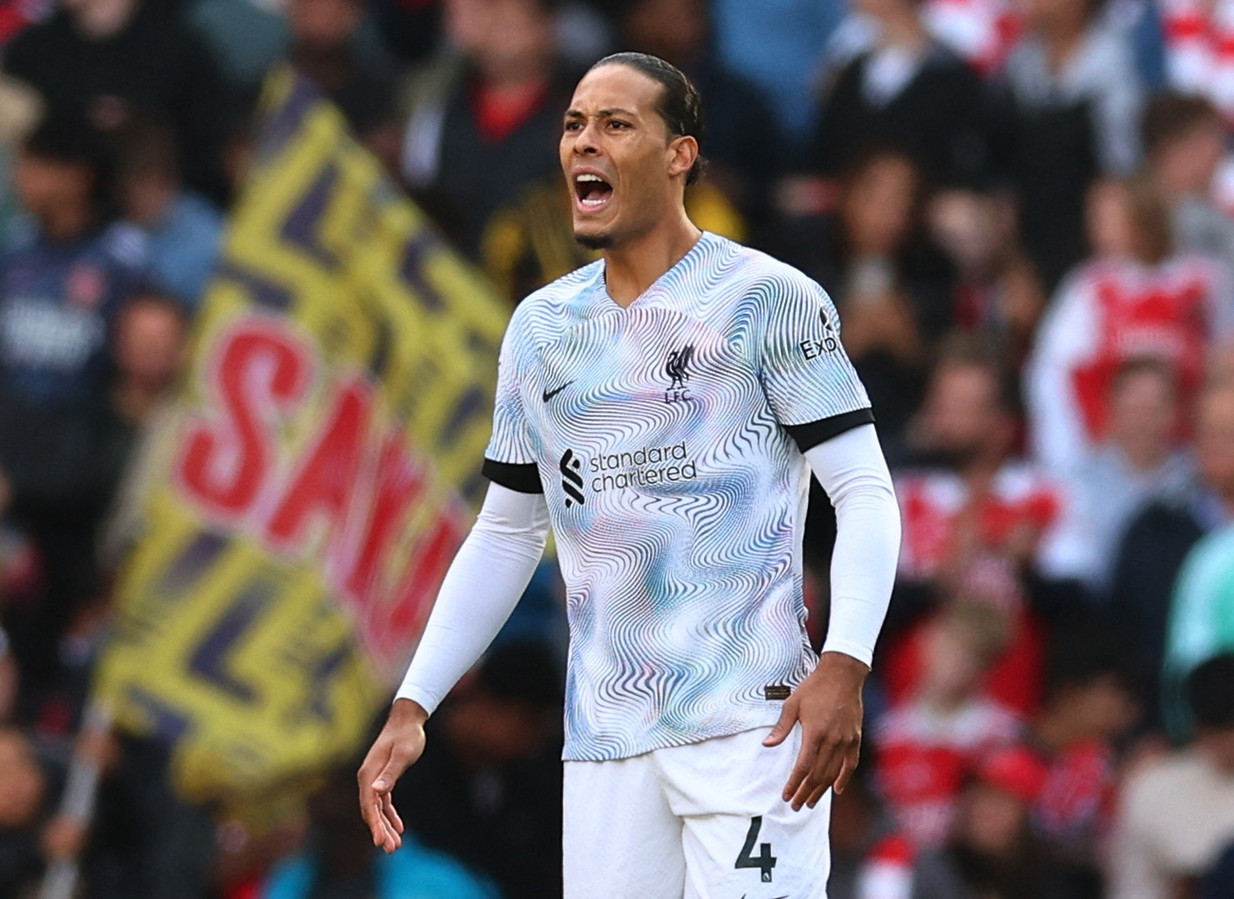 Virgil van Dijk met Liverpool onderuit bij koploper Arsenal ...