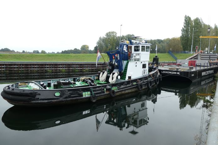 Gapend gat sluis Schijndel weer gesloten: scheepvaart snel weer ...