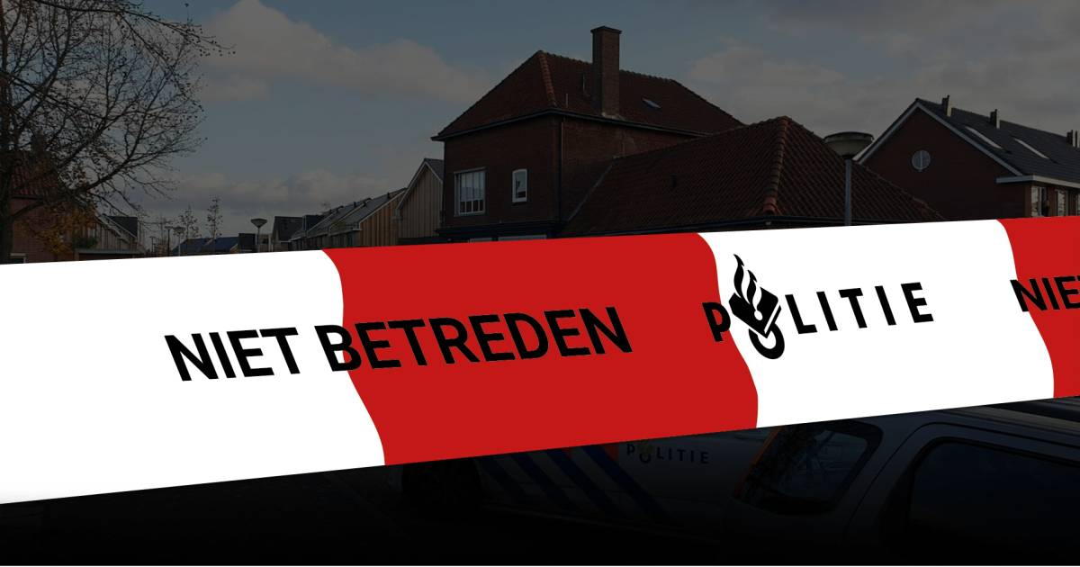 Verdachte viervoudige moord Enschede neemt nieuwe advocaat in de arm ...