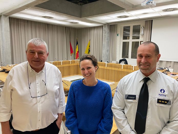 Burgemeester voert systematische identiteitscontroles in om overlast op ...