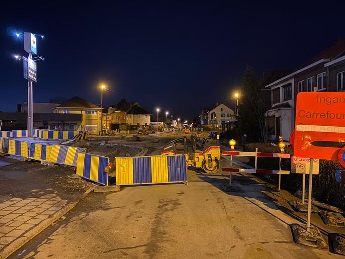 Werken op kruispunt Sint-Annalaan gaan nog even door, andere werken liggen stil tijdens ...