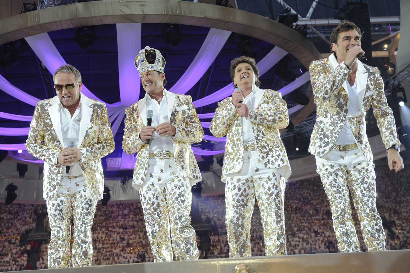 Met kleding doet Gordon het rustig aan, op het gebied van kapsels en ...