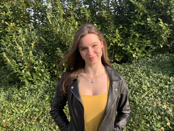 Manou (17) zet straks haar beste beentje voor in het ziekenhuis: ‘Niet ...