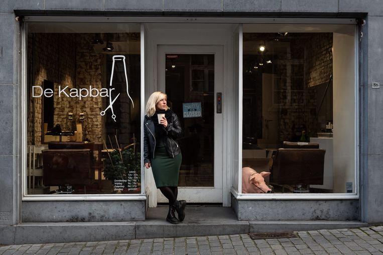 Waarom we zo verknocht zijn aan het kappersbezoek: ‘Wij zijn ook een ...