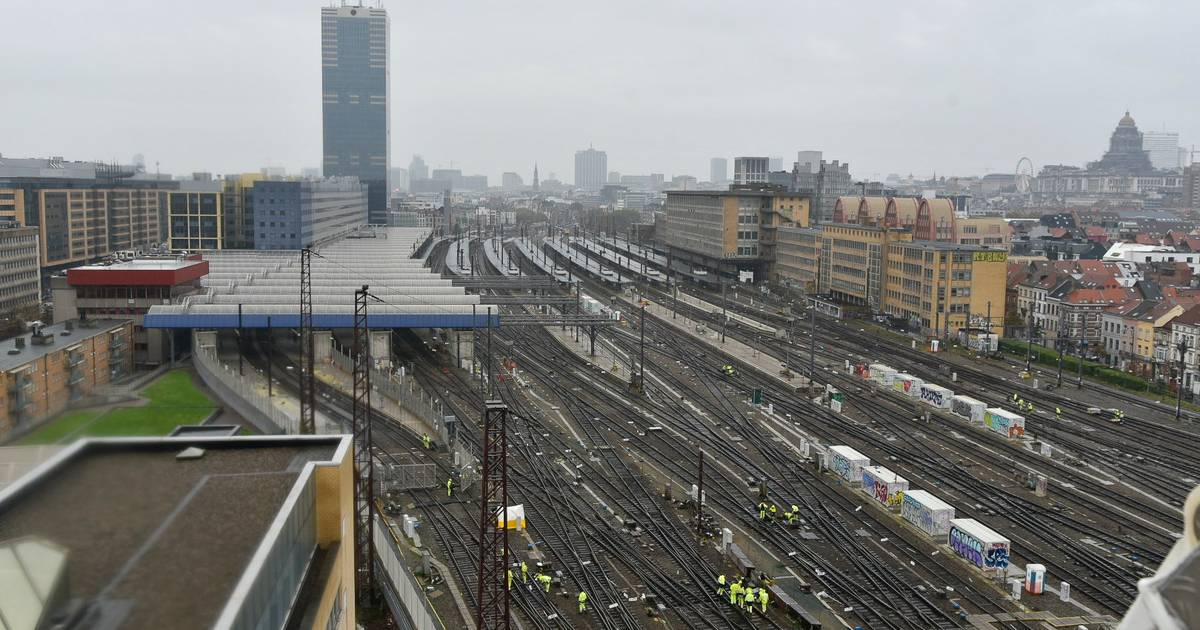 Sans-papier neergestoken aan Zuidstation | Brussel | hln.be