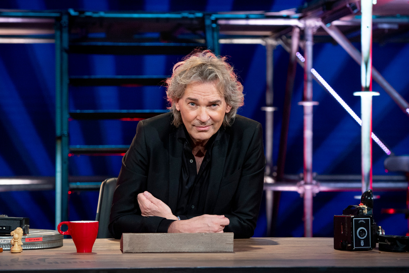 Toekomst Matthijs van Nieuwkerk bij BNNVara hoogst onzeker | Foto | hln.be