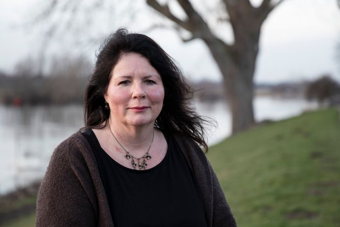 Schrijfster Josha Zwaan brengt overleden anorexia-patiënte Emma tot ...