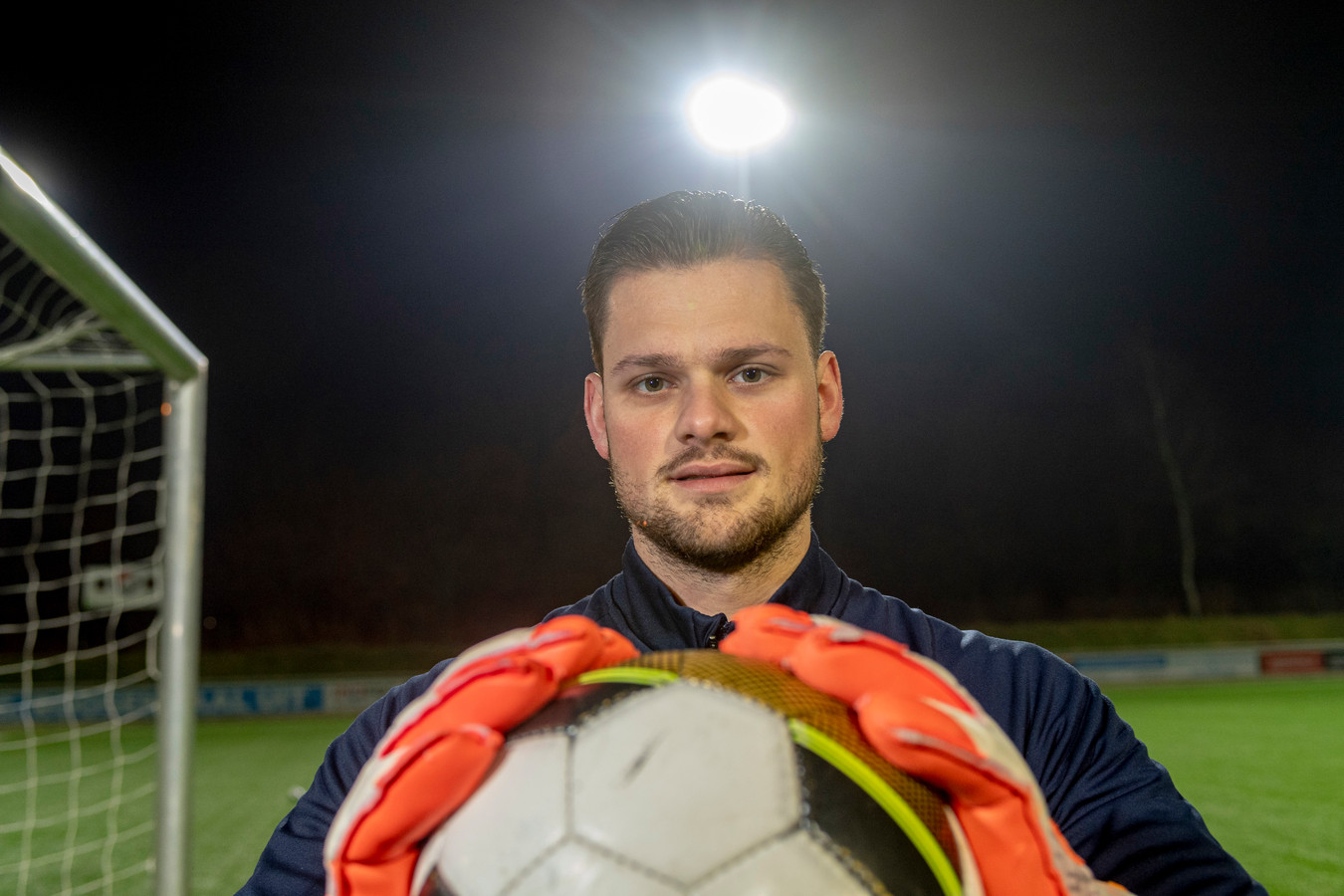 Doelman De Weert legt pikante transfer naar RBC uit: 'Een sterrenelftal ...