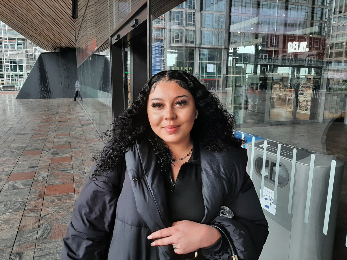 Dit vinden Rotterdammers van het nieuwe standbeeld: ‘Als je hierlangs ...