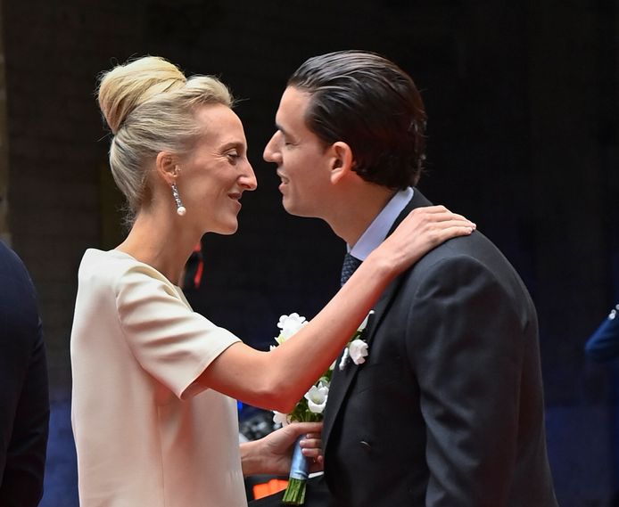 500 gasten, een indrukwekkend kleed en een Porsche uit 1961: dit was ...