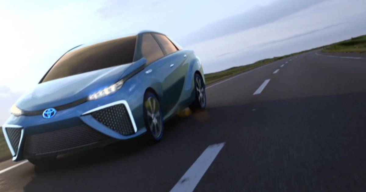 Toyota lanceert eerste auto op waterstof | Mobiliteit | hln.be