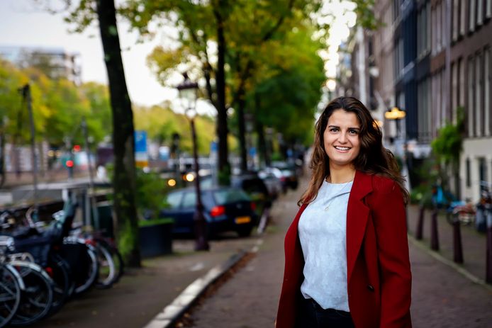 Miral (29) wordt straks een bekend gezicht in jouw woonkamer: ‘Niet ...