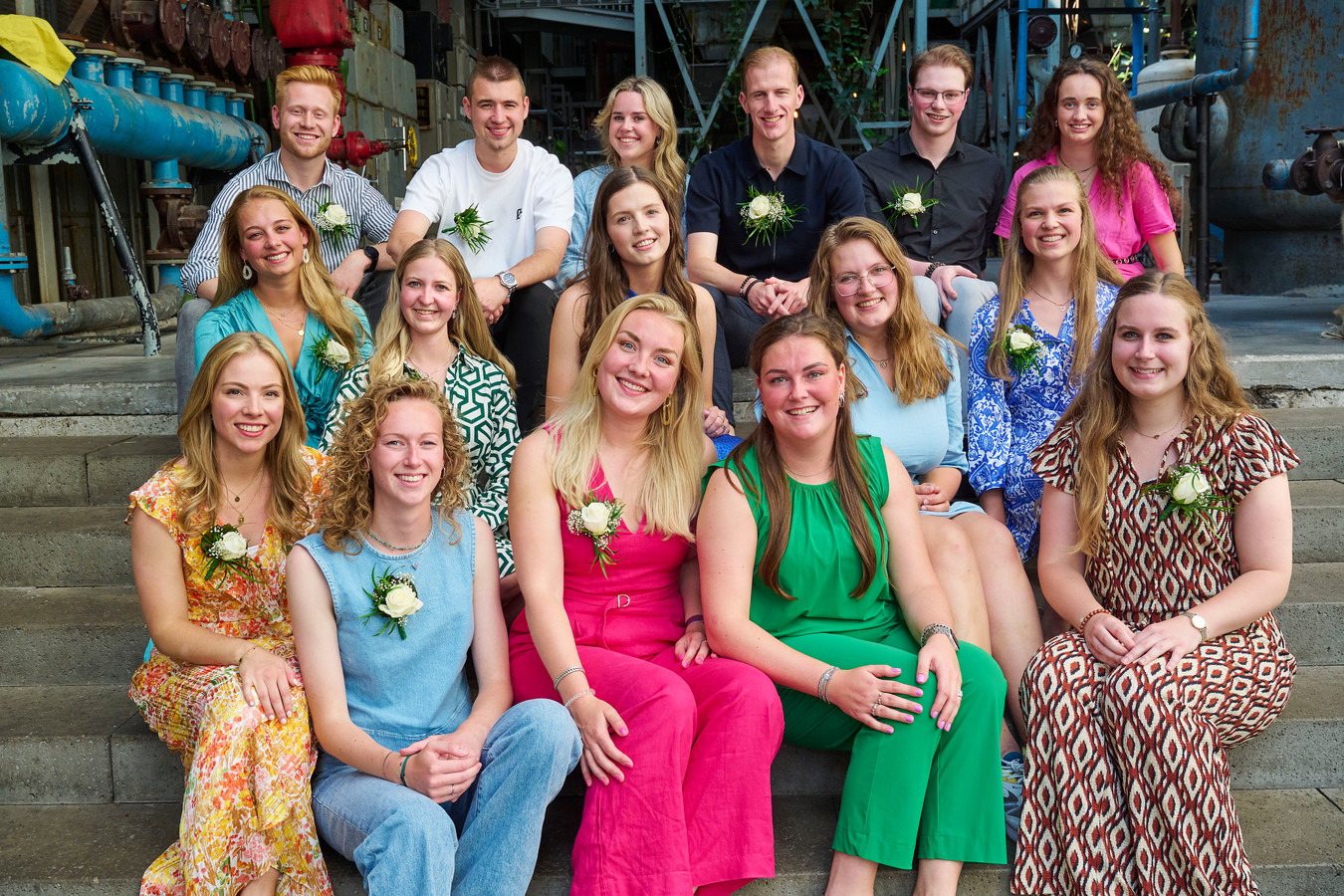 Laatste juffen en meesters ‘van Veghel’ krijgen hun diploma: ‘Zo jammer ...