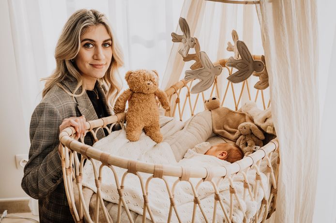 EXCLUSIEF. Op bezoek bij Cameron Vandenbroucke en zoontje Jules Merlier ...