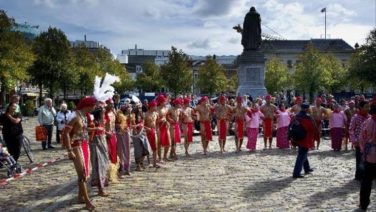 Inheemse volkeren drummen voor mensenrechten | Trouw