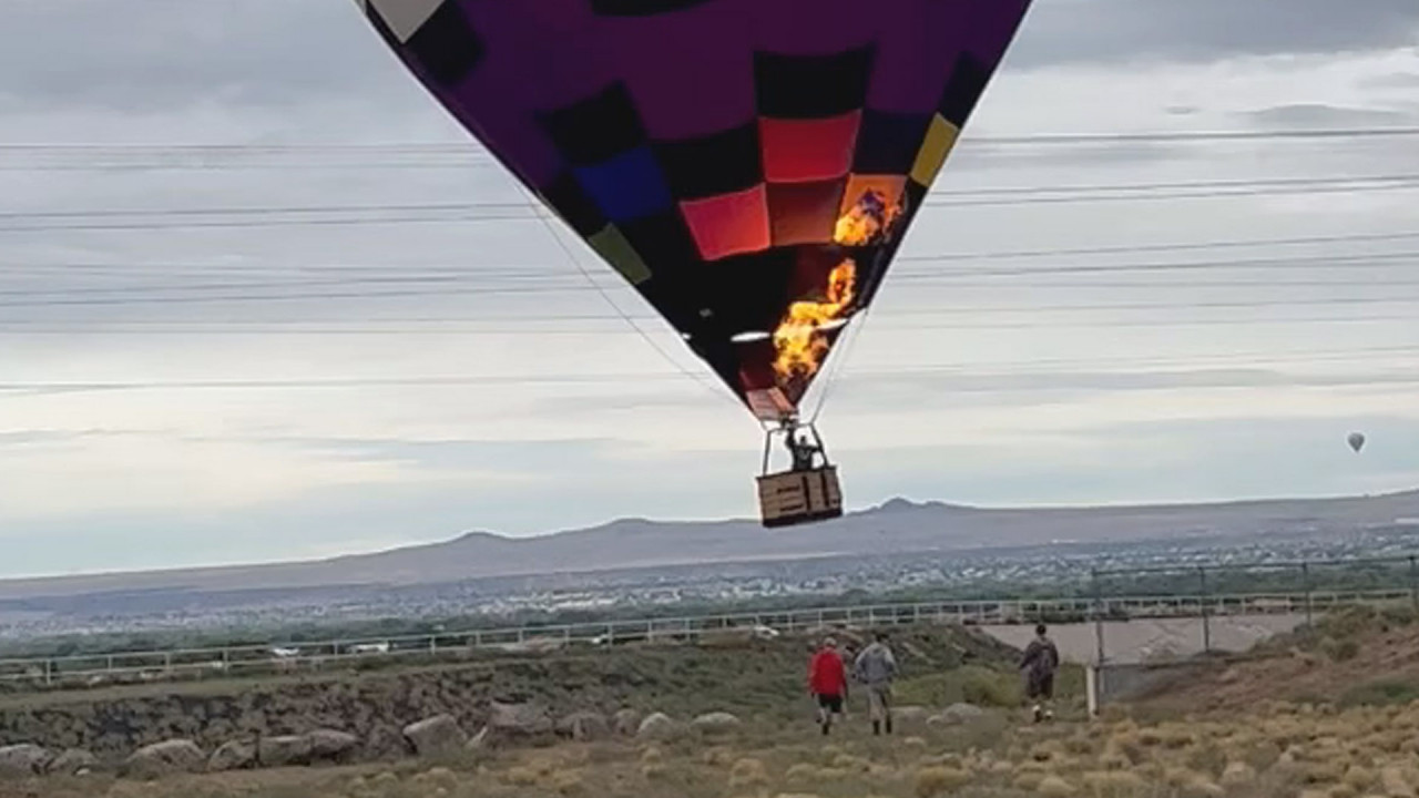 Une montgolfière prend feu en plein vol | Foto | 7sur7.be