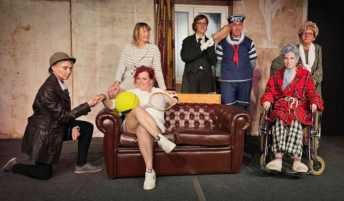 Toneelkring Pikuurtje speelt voorstelling ‘Breek een been’ en lanceert ...