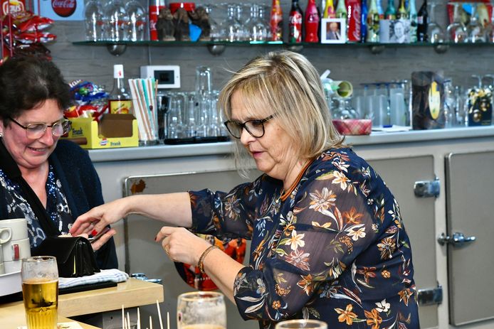 Marc en Véronique nemen na 26 jaar afscheid van volkcafé Sportman: “We ...