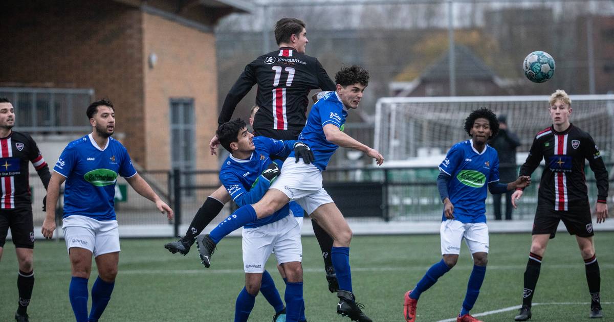 Massale knokpartij in amateurvoetbal: ‘Elf tegen elf, dit heb ik nog ...