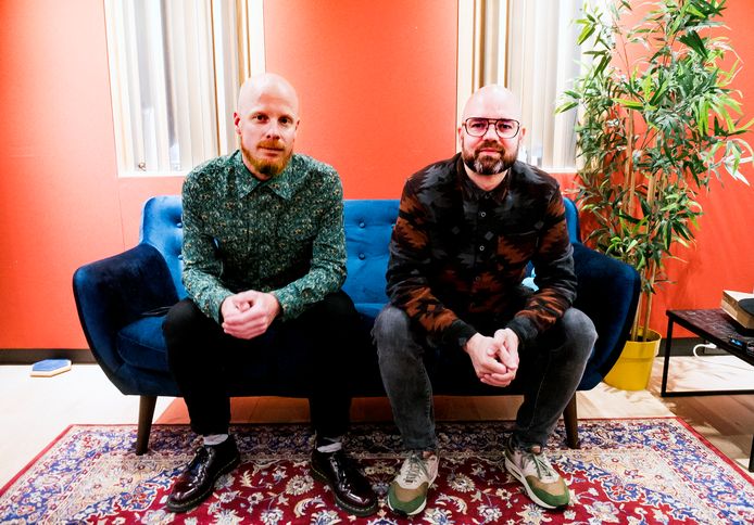 ‘Niet muzikaal geschoold’, maar toch openen Jordi en Micha nu grootste ...