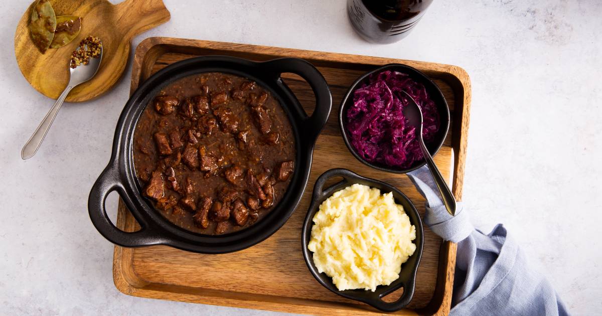 Wat Eten We Vandaag: Hachee met rode kool en aardappelpuree | Koken ...