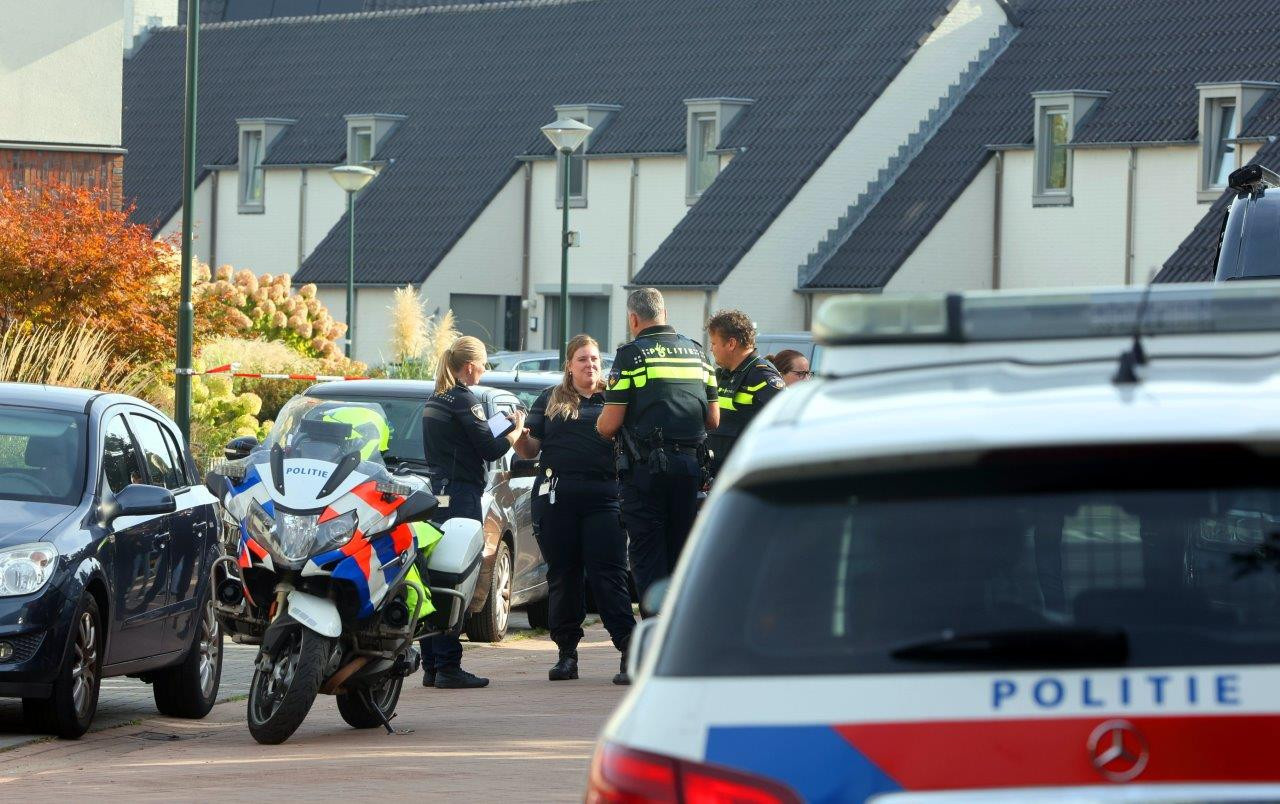 Man (67) in Veghel aangehouden voor mogelijke betrokkenheid bij overlijden van zijn vrouw (64 ...