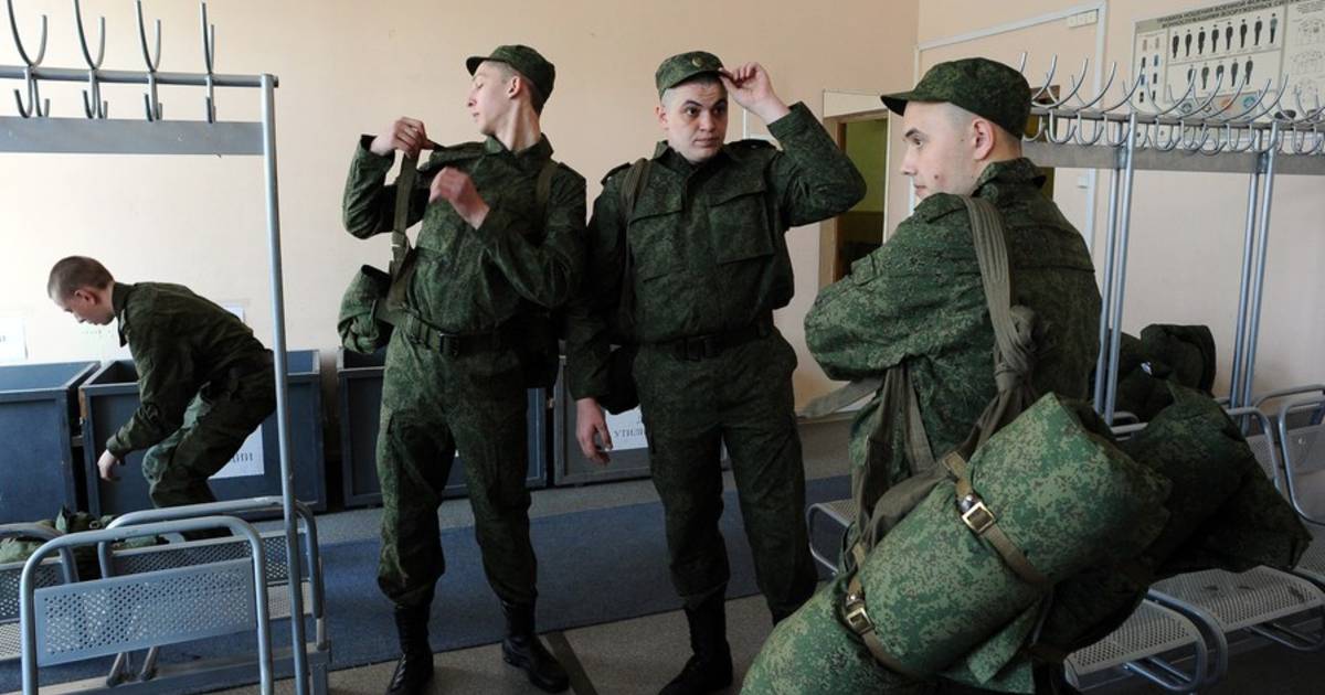 Russisch leger oefent bij Oekraïense grens | Buitenland | AD.nl