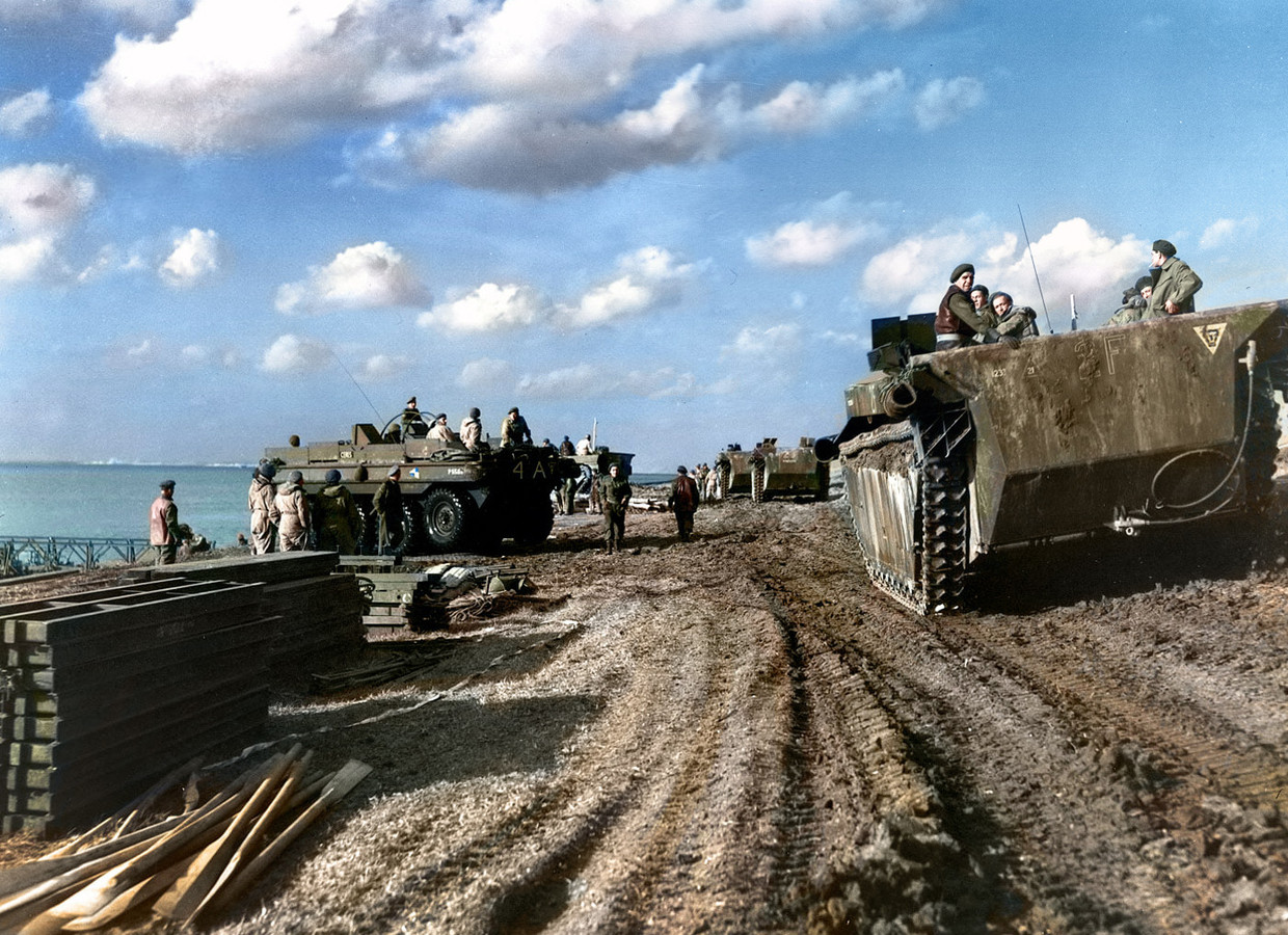 Ingekleurde foto’s brengen oorlog in Zeeland dichterbij dan ooit | Foto ...