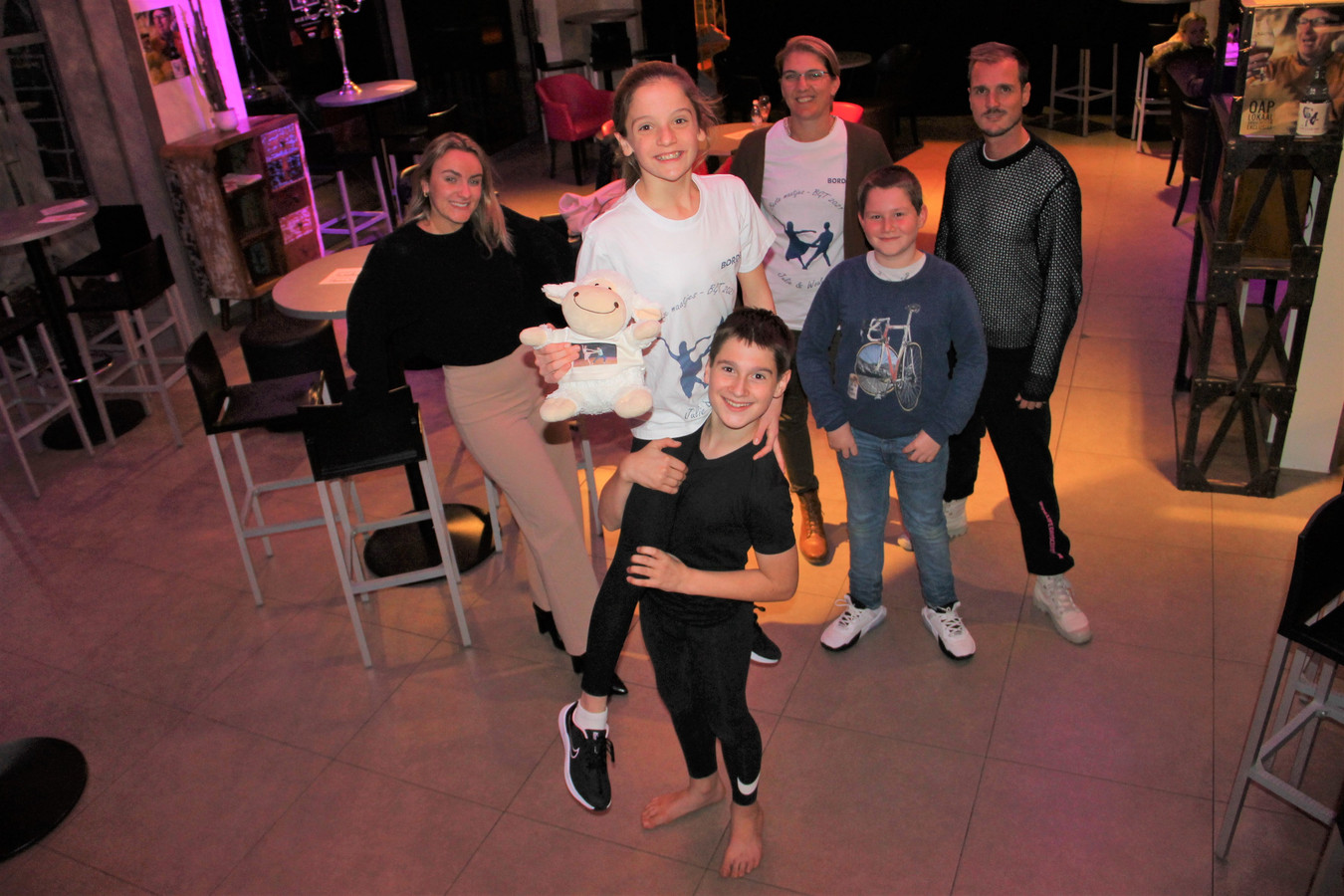 Julie (11) en Wout (12) mikken op verrassing in grote finale Belgium’s ...