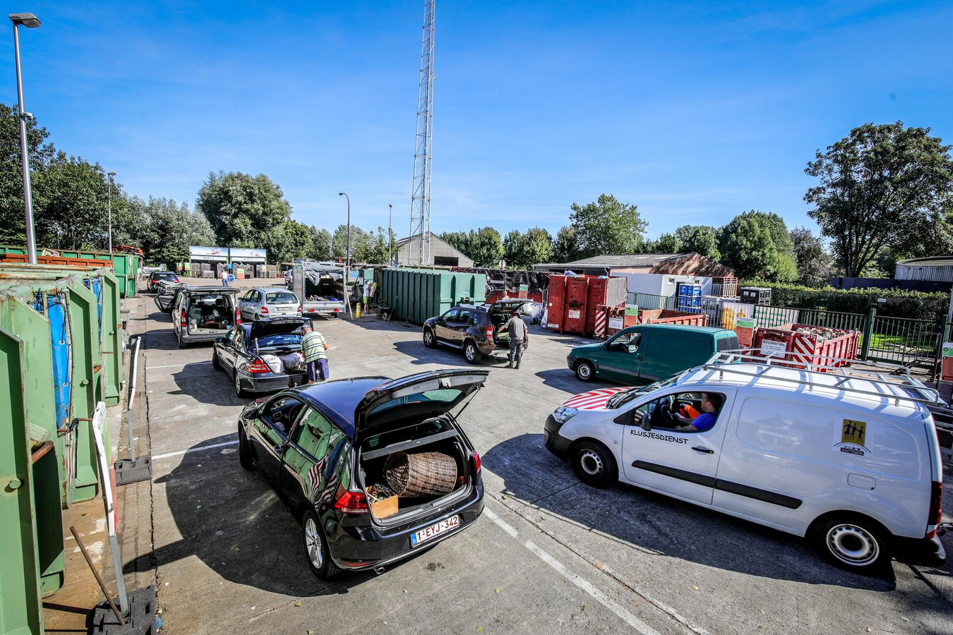 Openingsuren van containerpark in Eernegem uitgebreid: “We willen ...