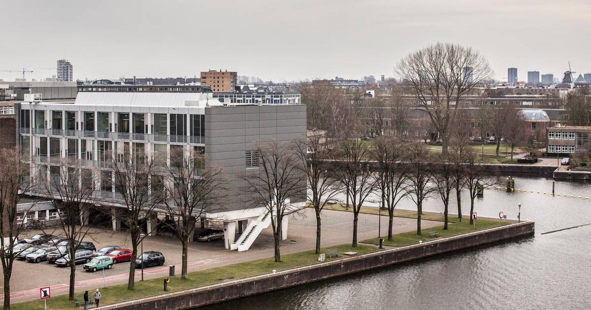 Raadsleden ontstemd over besluit Defensie | Amsterdam | AD.nl Raadsleden ontstemd over besluit Defensie | Amsterdam | AD.nl