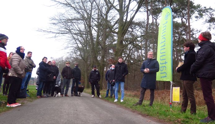 1.300 handtekeningen tegen verkaveling in Scheutbos | Kaprijke | hln.be