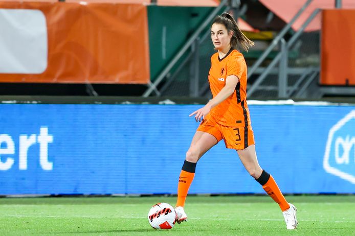 Bredase Caitlin Dijkstra is Oranjeleeuwin: ‘Dit was als klein meisje ... Bredase Caitlin Dijkstra is Oranjeleeuwin: ‘Dit was als klein meisje ...