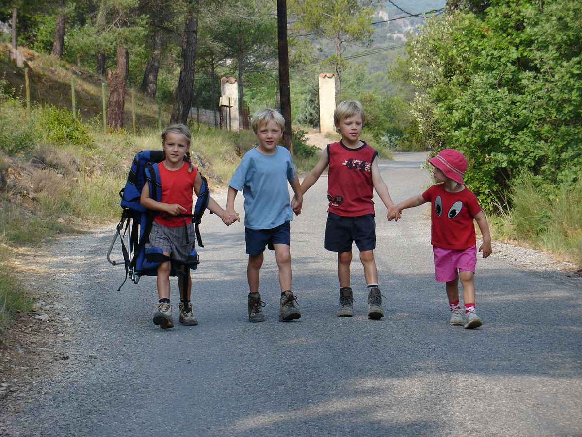 INTERVIEW. Dit zijn de ouders van Dries en Kaat uit ‘Kamp Waes’: “Toen ...