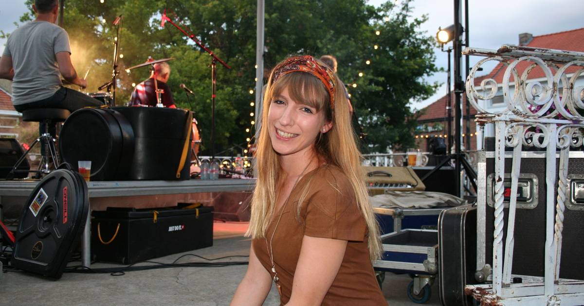 Van achter de toog naar The Voice: Vriendelijkste serveerster van Den ...